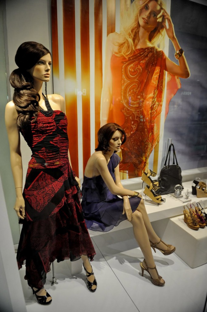 » Le Chateau window with almost living mannequins