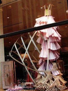» Anthropologie window displays