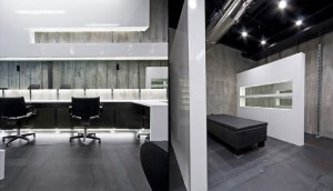 » HAIRDRESSER! Georgios Doudessis Hair Salon by Xylo & Design, Athens
