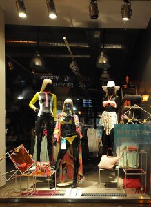 » H&M window displays Summer 2012, Budapest