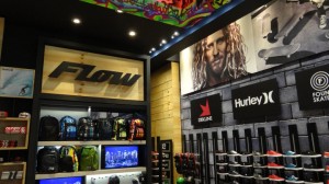 » FLOW store by Juan Diego Vasquez, Medellín