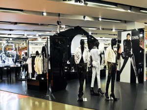 » Karl Lagerfeld window displays at Selfridges by LIGANOVA, London