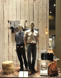 » Springfield window displays Autumn 2012, Budapest