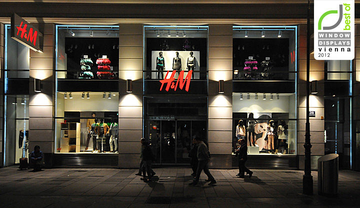 » H&M window displays Autumn 2012, Vienna