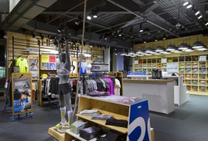 » SPORTSWEAR STORES! Reebok Fit Hub store by Trinity Building ...