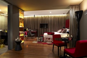 » QT Hotel by Nic Graham & Shelley Indyk, Sydney