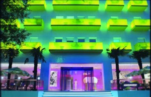 » Semiramis hotel by Karim Rashid, Athens