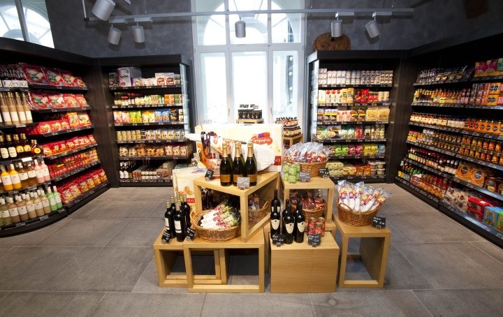 » MERKUR High market flagship store, Vienna