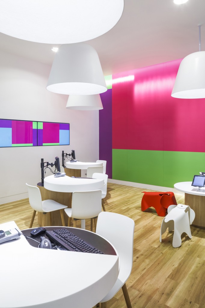 » Three Mobile stores by Urban Salon, UK