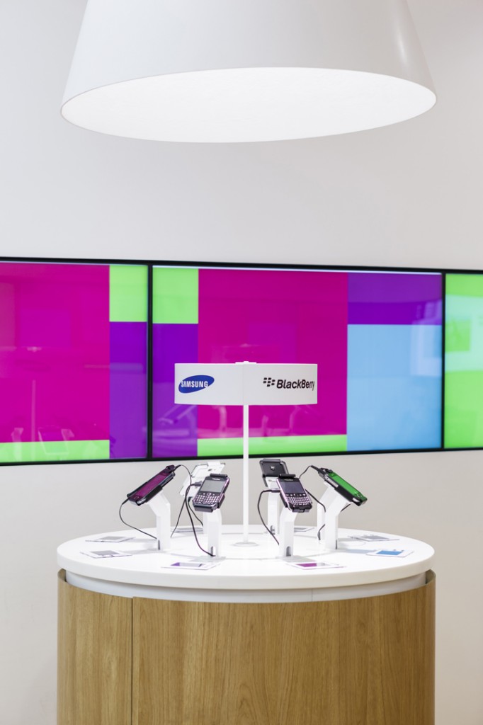 » Three Mobile stores by Urban Salon, UK