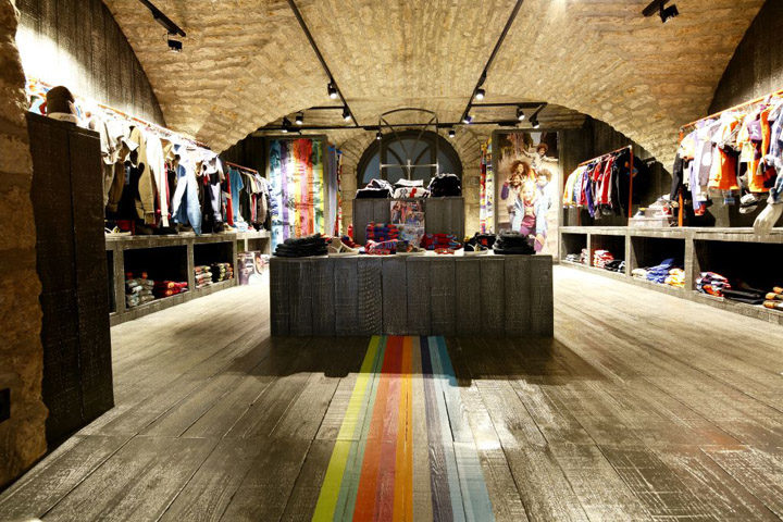 » J&JOY flagship store, Besançon – France