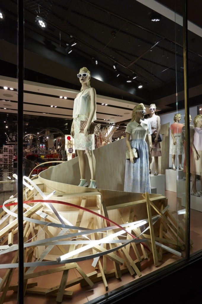 » TOPSHOP / TOPMAN windows at Oxford Circus by StudioXAG, London