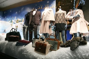 » Ted Baker Christmas Shop Windows London!