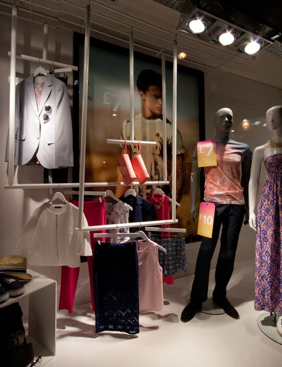 » Primark windows 2014 Spring, London