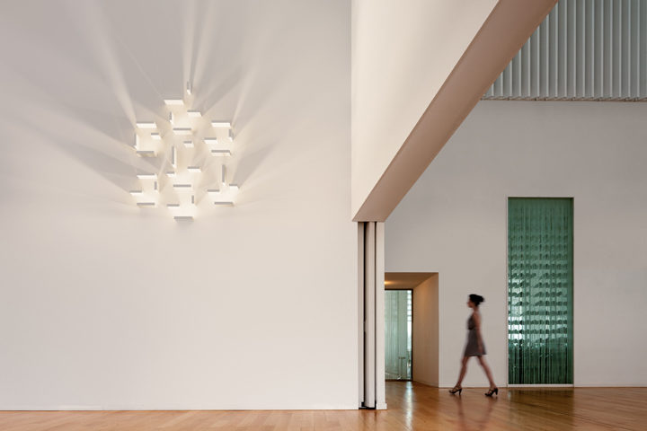 » SET modular wall light by VIBIA