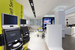 » Hertz flagship store by Wanda Creative, London – UK