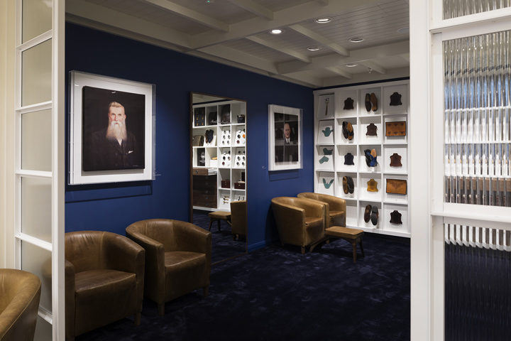 » Joseph Cheaney flagship store by Checkland Kindleysides, London – UK