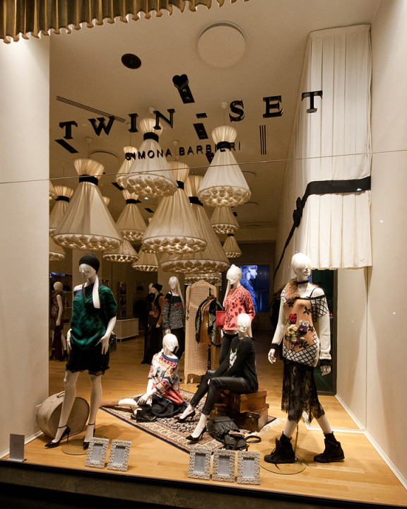 » Twin-Set windows 2014 Fall, Milan – Italy