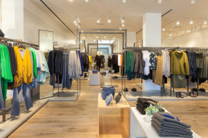 » COS store, Los Angeles – California