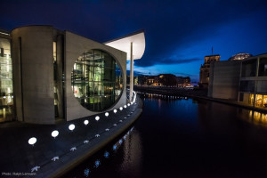 » The LICHTGRENZE / The Border of Lights installation by Christopher ...