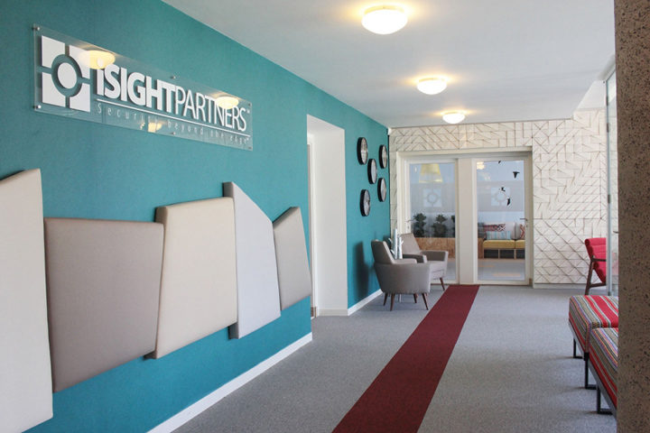 » iSight Partners offices by Roof Design Studio, Amsterdam – Netherlands