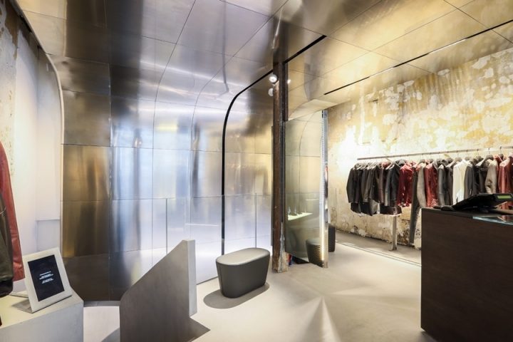 » VSP flagship store by Han Tümertekin, Paris – France