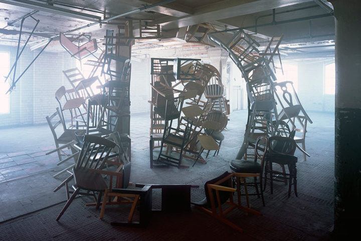 » Permanently Temporary: Atmospheric Object Installations by Nicola Yeoman