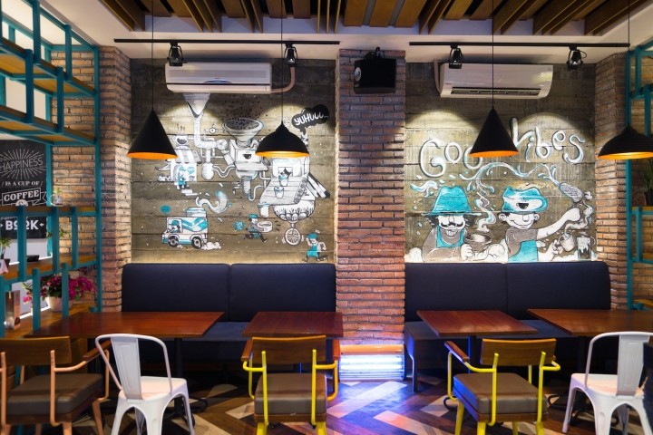 » Communal Coffee & Eatery by Communal Studio, Surabaya – Indonesia