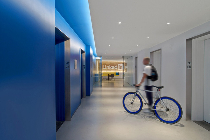 » LinkedIn Offices by M Moser Associates, New York City