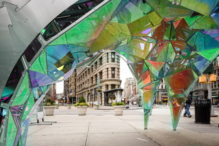 » NOVA Flatiron Holiday installation by SOFTlab, New York City