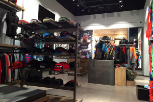 » Fox store by Escaparate Studio & Leco Arquitectos, Bogota – Colombia