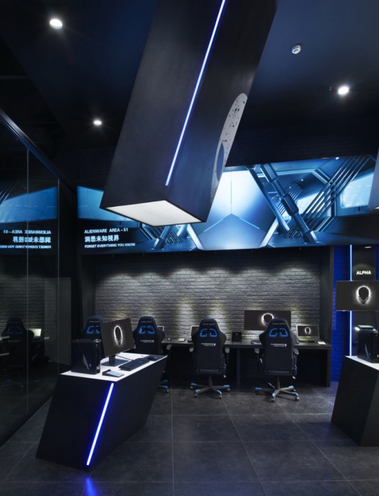 » Alienware theme store and internet café by Gramco, Kunming – China