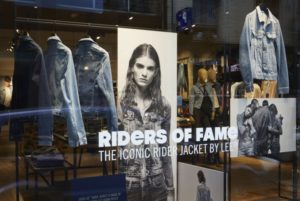 » Lee® Rider Jacket windows by Frank Agterberg/bca – Europe