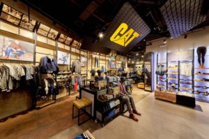 » CAT Concept Store by Modulor Retail Architecture, Lima – Perú
