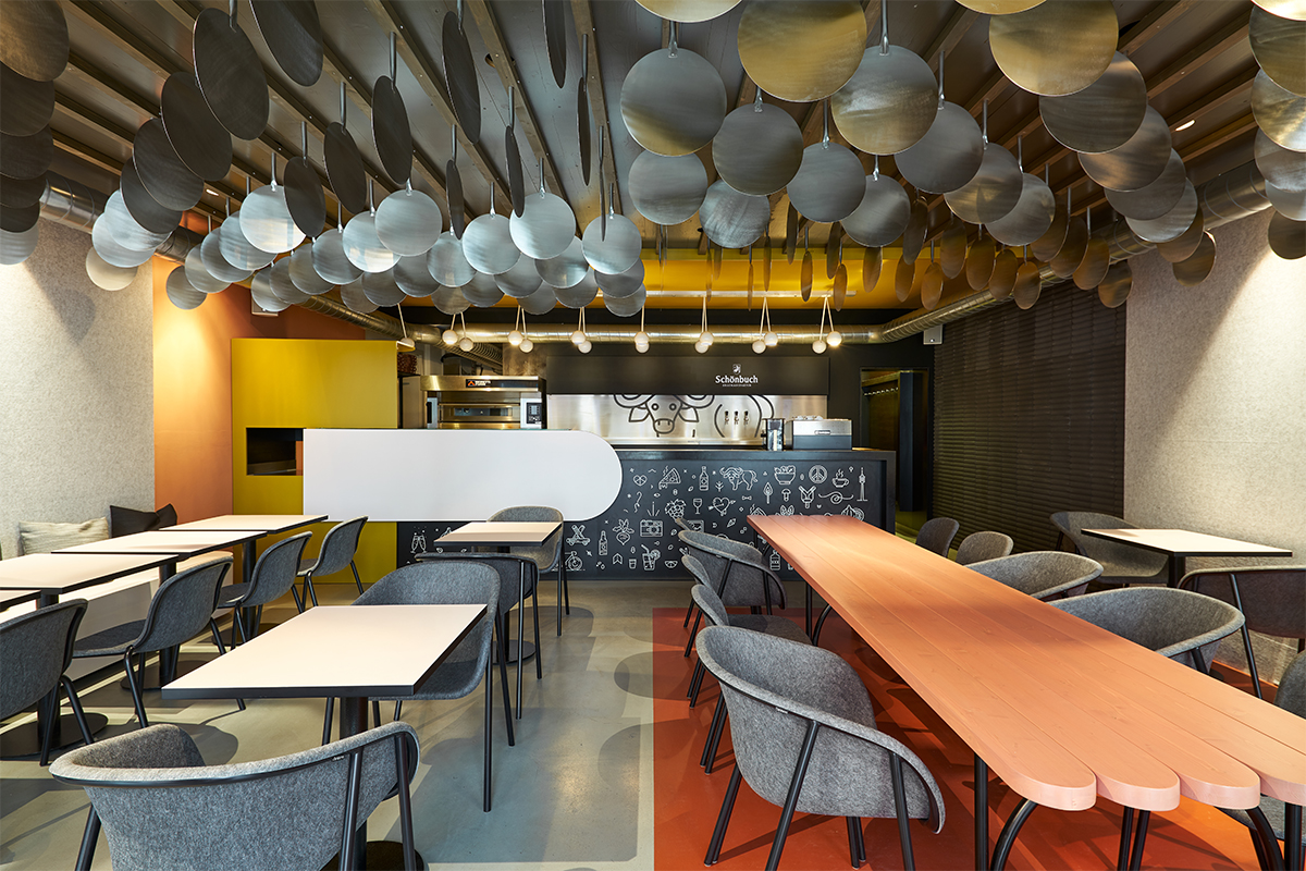 » Büffel & Bier, Restaurant & Bar by Studio Komo, Stuttgart