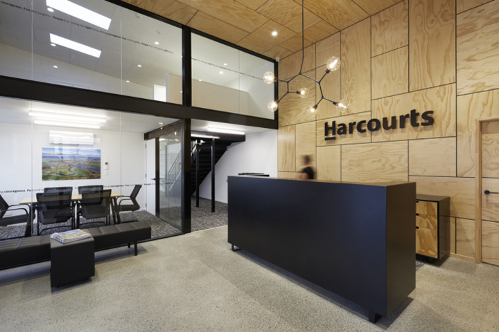 » Harcourts Offices by Bubble Interiors