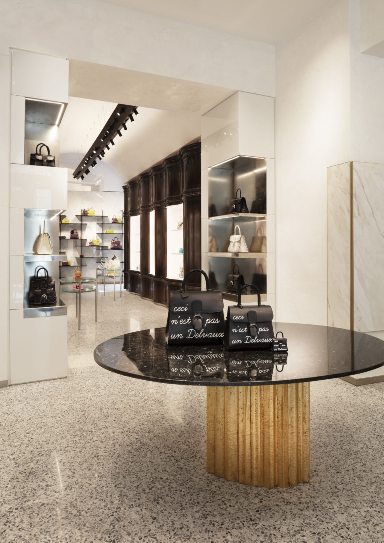 » Delvaux boutique Milan