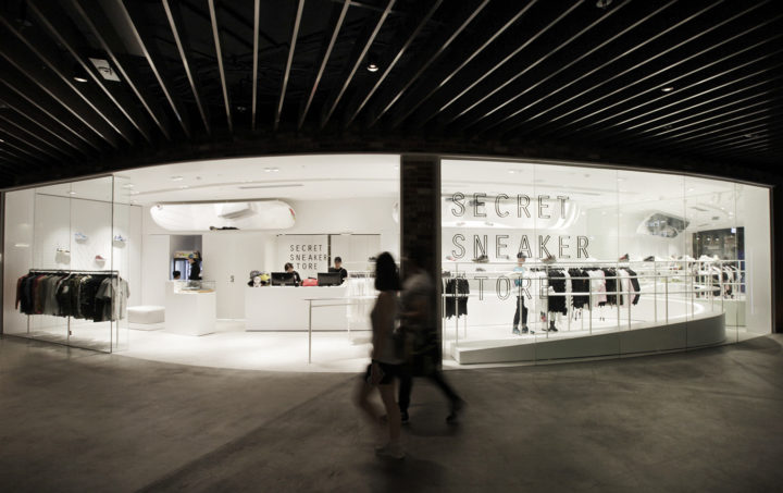 » Secret Sneaker Store