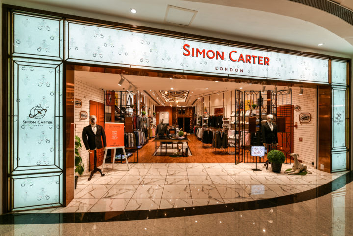 » Simon Carter | Design by 4dimensions Retail Design India