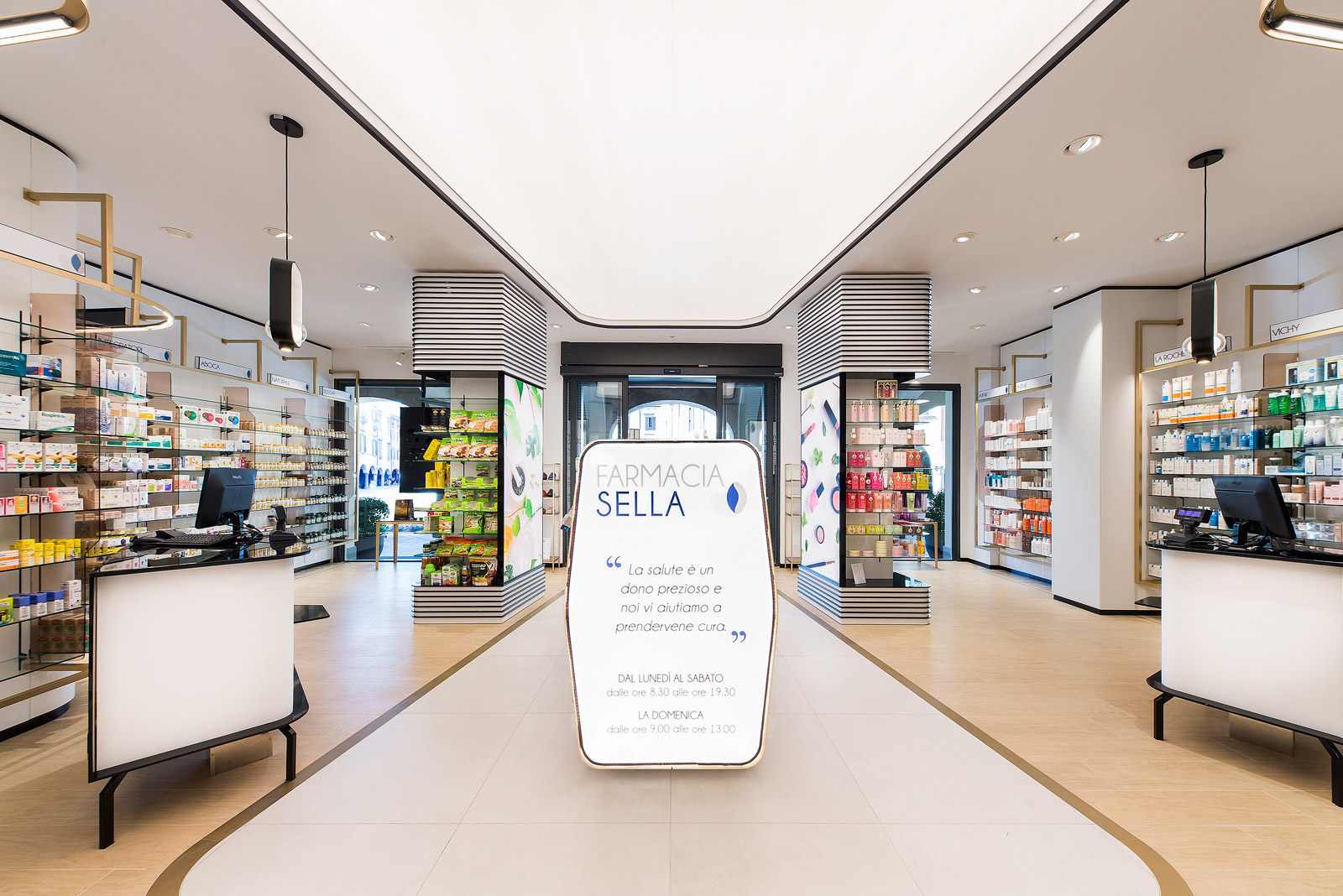 » FARMACIA SELLA (BERGAMO – ITALY) DESIGNED BY AMlab