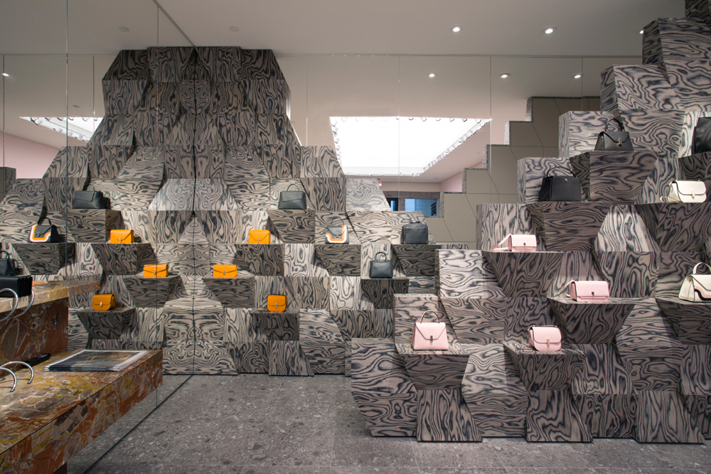 » Valextra boutique by Aranda\Lasch