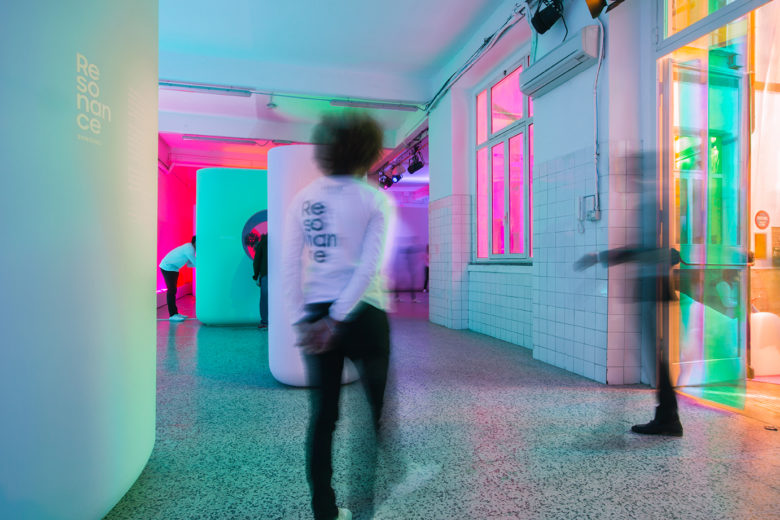 » VAVE Studio and Cheil Worldwide create the ’Resonance’ Installation ...