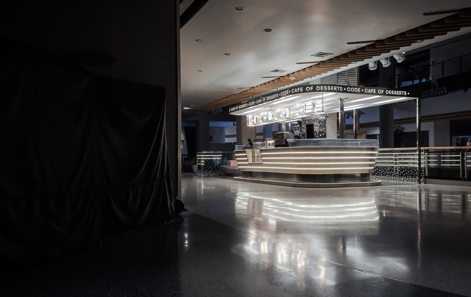 » C O D E (Cafe of Dessert Enthusiasts) designed by Taste Space