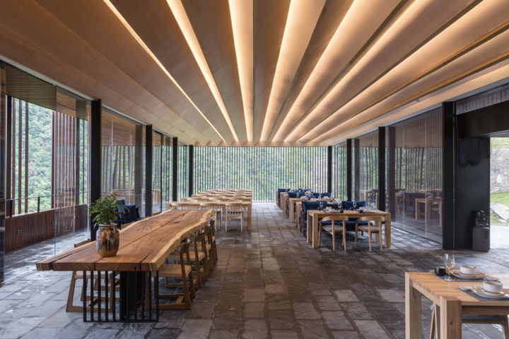» Mountain Bar and Restaurant by ZJJZ Atelier