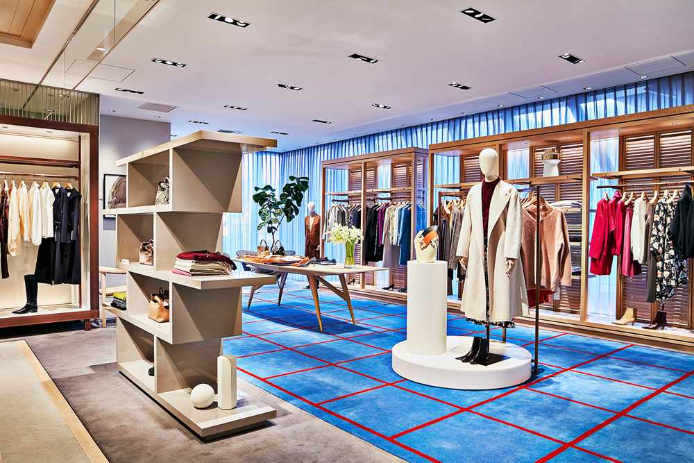 » Tomorrowland store