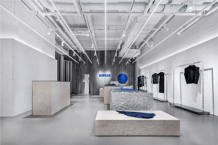 Low Ceiling Retail Stores