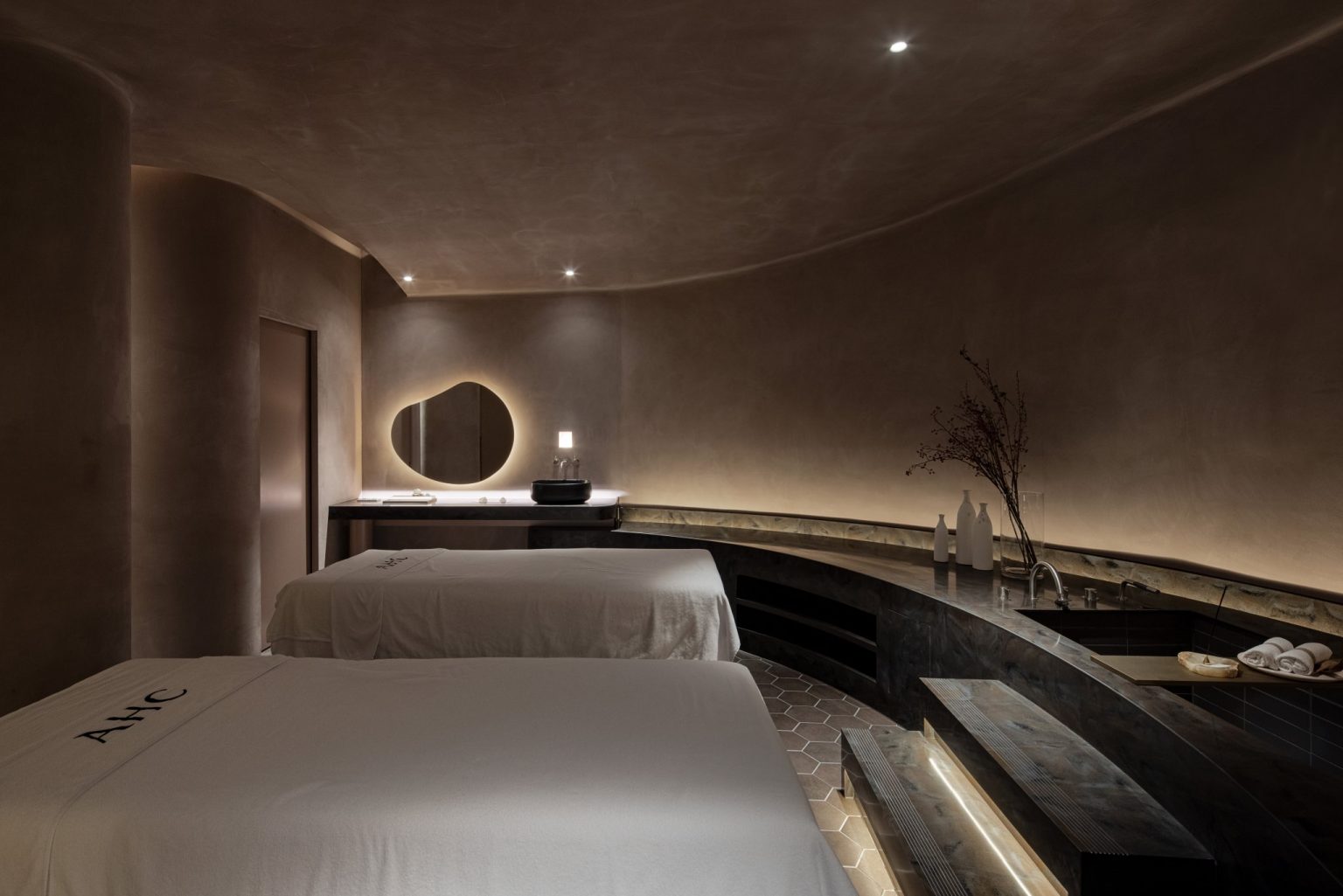 » AHC SPA WATERFUL DESERT