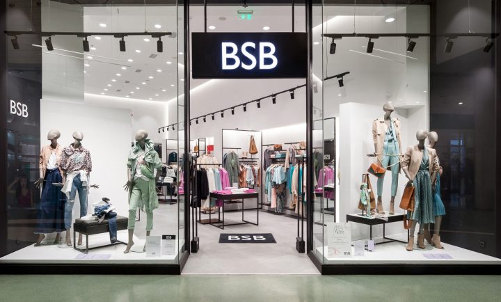» BSB store in Avenue Mall, by Kordas Architects