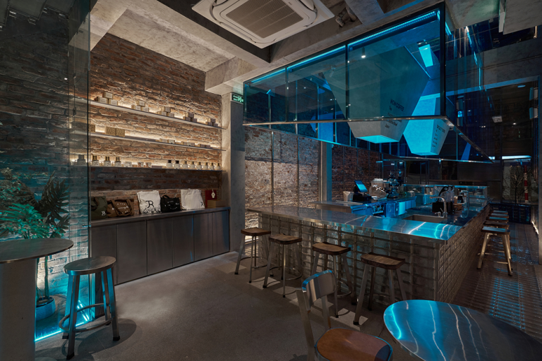 » The Running Bean Café by Red5studio