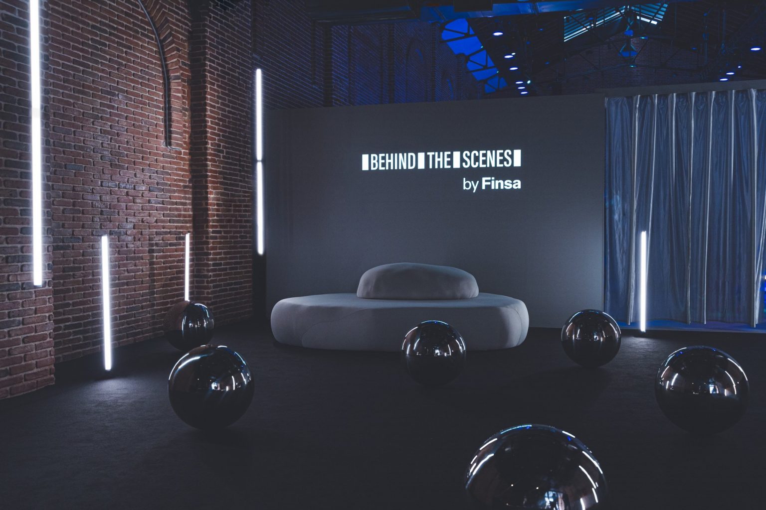 » Behind the Scenes by CuldeSac